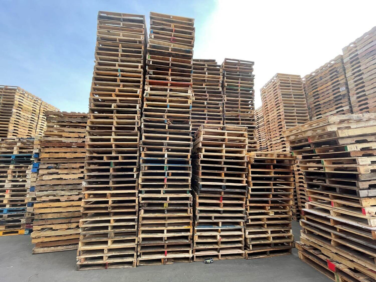 Reconditioned Recycled 48x48 wood Pallet – Aira Enterprises